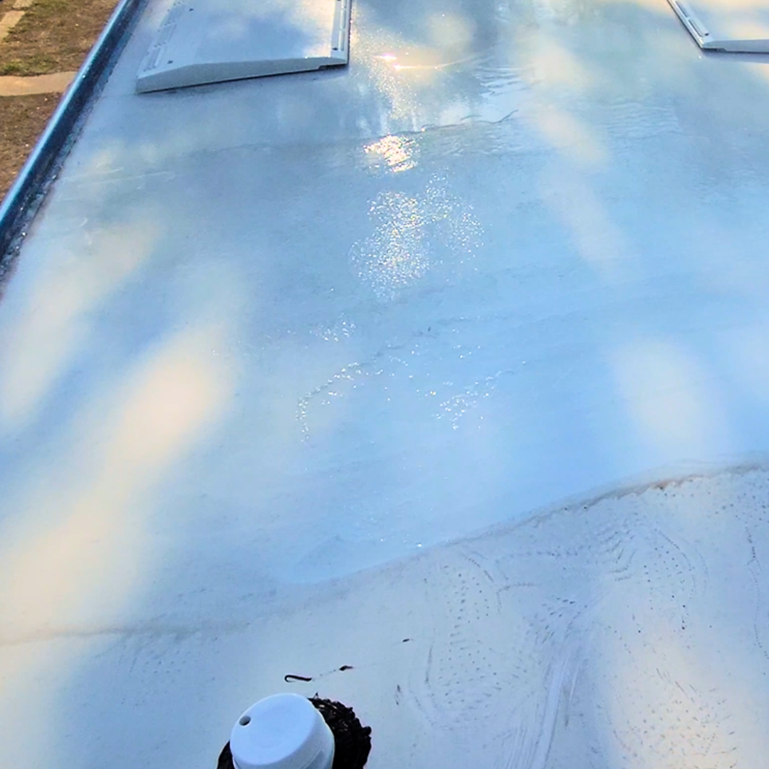 RV Roof Cleaner - Effective, Safe Cleaning for RV Surfaces – Liquid Rubber